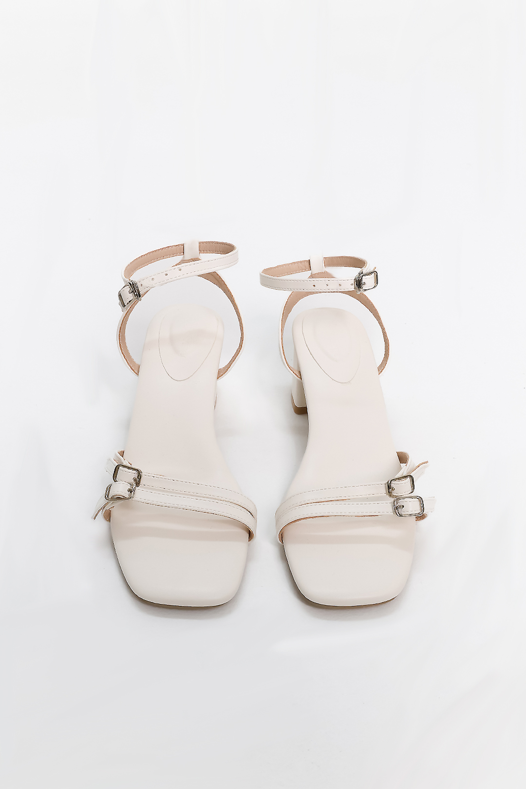 DEFECT | Brooklyn Buckle Strappy Block Heels in Cream White in 35 | The ...