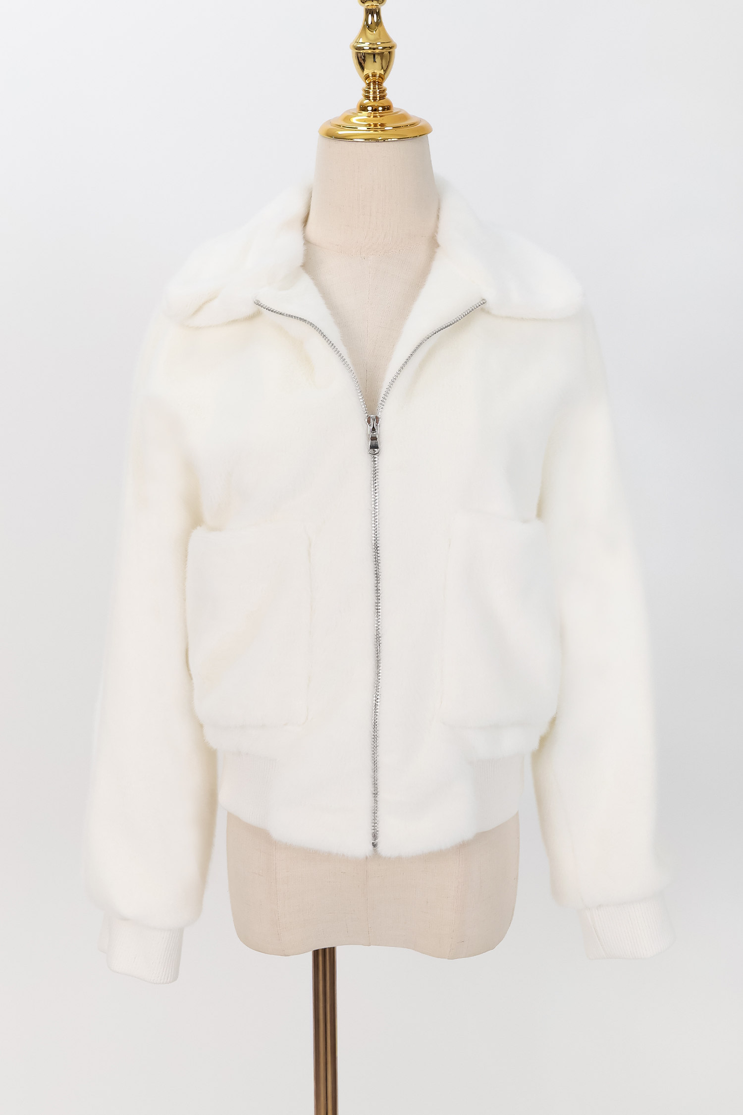PREORDER | Ferra Furry Jacket in White | The Style Soirée